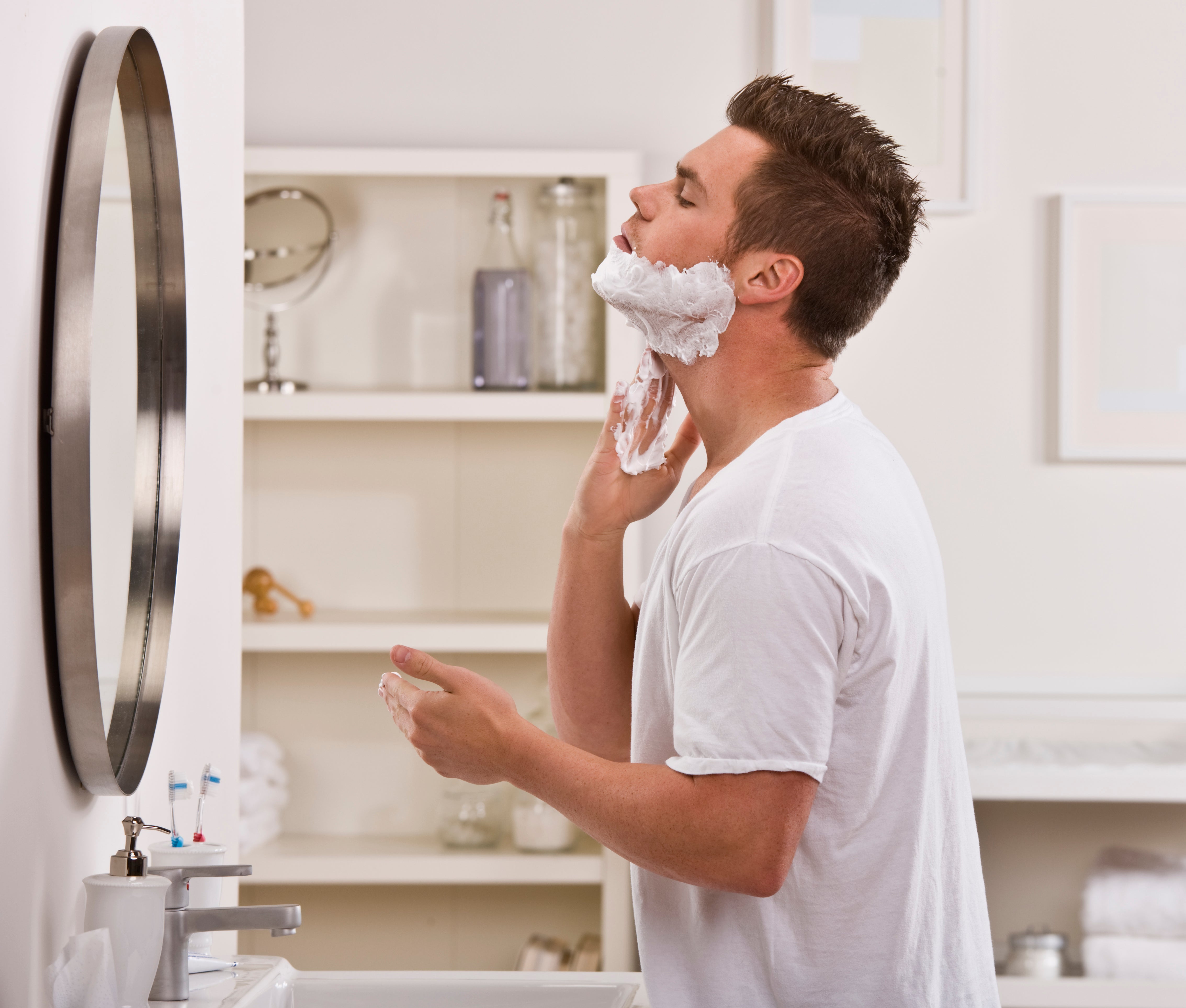Shaving with Sensitive Skin: Tips for a Smooth and Comfortable Shave ...